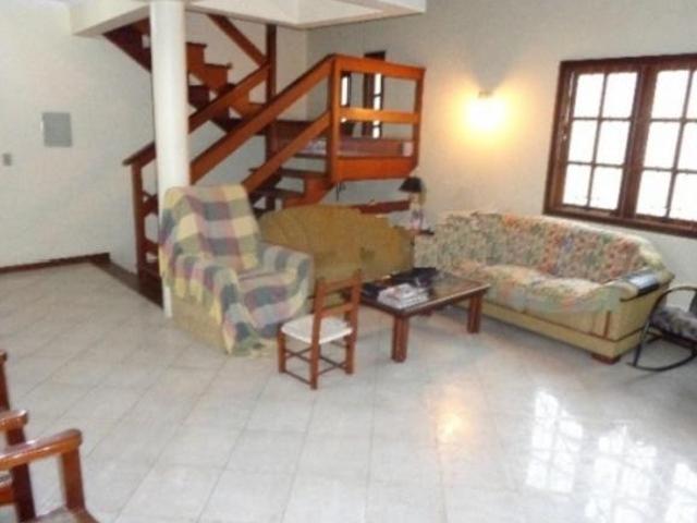 Casa à venda em Porto Alegre RS, Parque Santa Fé: 3 quartos, 1 suíte, 2 salas, 4 banheiros, 3 vagas