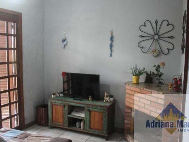 Casa à venda em Porto Alegre RS, Rubem Berta: 2 quartos, 1 sala, 1 banheiro, 1 vaga de garagem, 105m