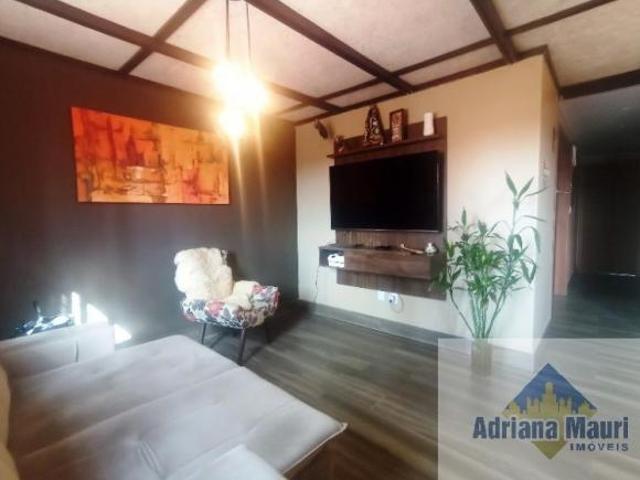 Casa à Venda em Porto Alegre RS: 3 Quartos, 1 Sala, 2 Banheiros Oportunidade no Jardim Leopoldina!
