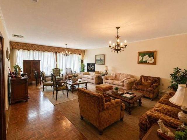 Casa à venda em Porto Alegre, Três Figueiras, com 4 quartos, 396m²