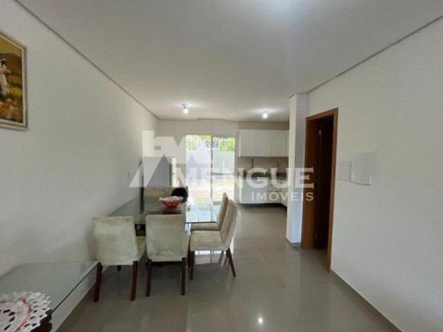 Casa à venda em Porto Alegre