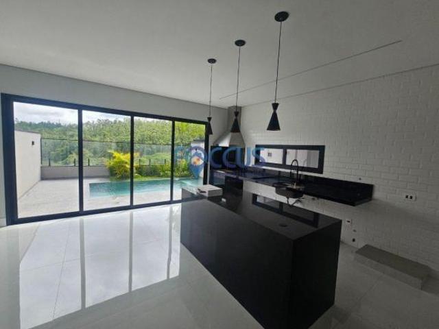 Casa à venda em Portais Polvilho
