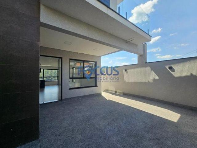 Casa à venda em Portais Polvilho