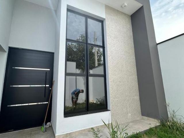 Casa à venda em Portal Ville Jardins