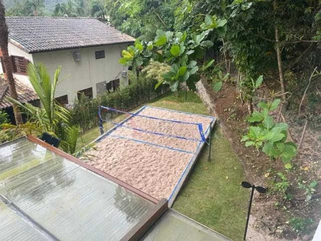 Casa a Venda em Pauba, Condomínio Fechado a 700 metros da Praia em São Sebastião/SP