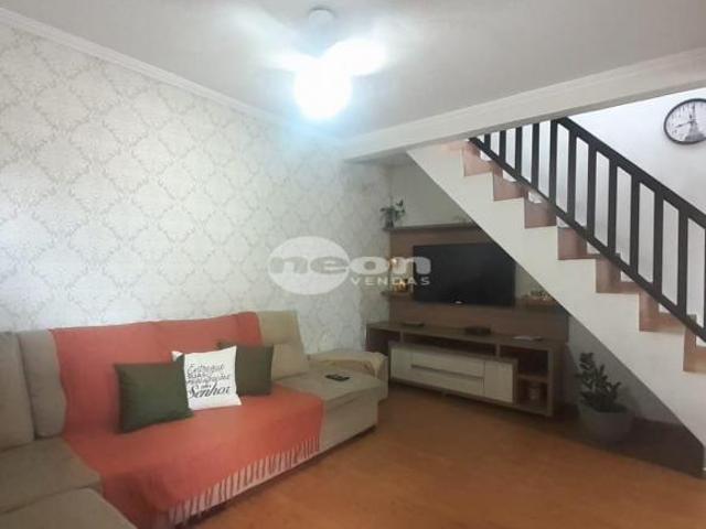 Casa à Venda em Paulicéia, SBC