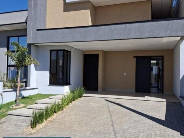 Casa à venda em Paulínia