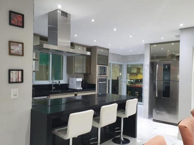 Casa à venda em Paulínia, Cascata, com 3 quartos, com 256 m², Campos do Conde I