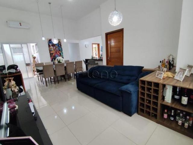 Casa à venda em Paulínia, Cascata, com 3 suítes, com 205 m², Campos do Conde II