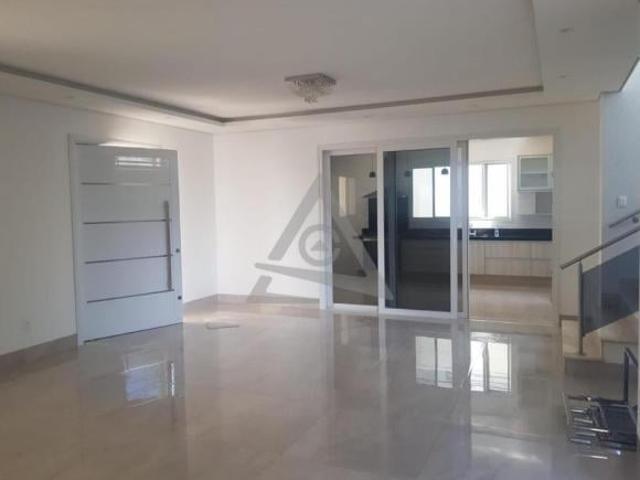 Casa à venda em Paulínia, Betel, com 4 suítes, com 324 m², Residencial Green Ville Paulínia