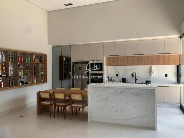 Casa à venda em Paulínia, Jardim América, com 3 suítes, com 221 m², Residencial Villa Bella Siena