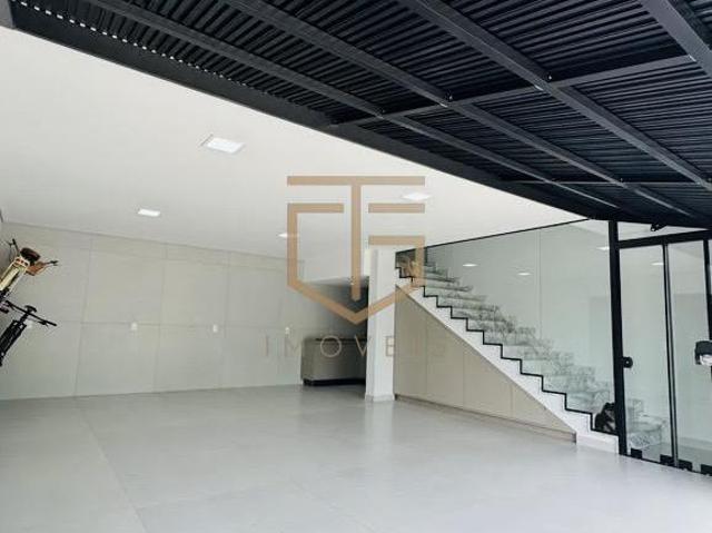 Casa à venda em Paulínia, Jardim Ypê, com 3 suítes, com 270 m², Condomínio La Dolce Vita