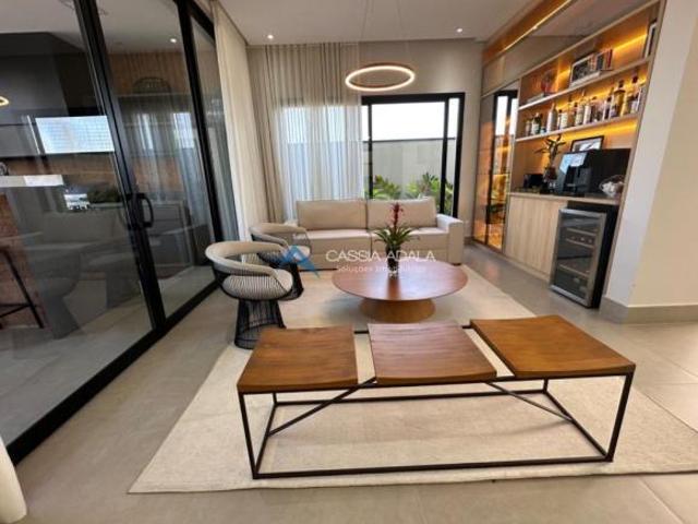 Casa à venda em Paulínia, Jardim Ypê, com 3 suítes, com 301 m², La Dolce Vita Paulinia