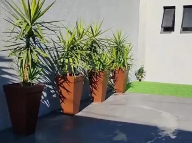 Casa à venda em Paulínia, Nova Veneza, com 2 suítes, com 122 m²