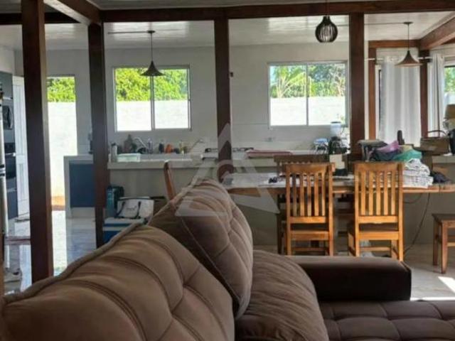 Casa à venda em Paulínia, Nova Veneza, com 3 quartos, com 220 m²