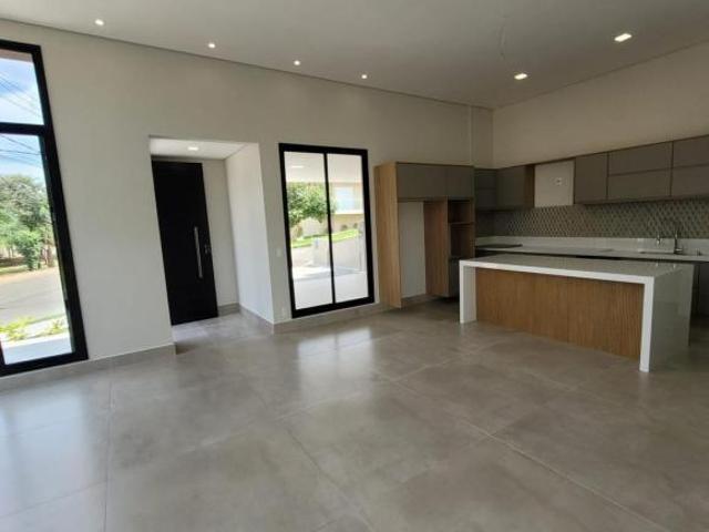 Casa à venda em Paulínia, Parque Bom Retiro, com 3 suítes