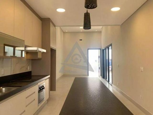 Casa à venda em Paulínia, Parque Brasil 500, com 3 suítes, com 132 m², Residencial Jardim dos Lírios