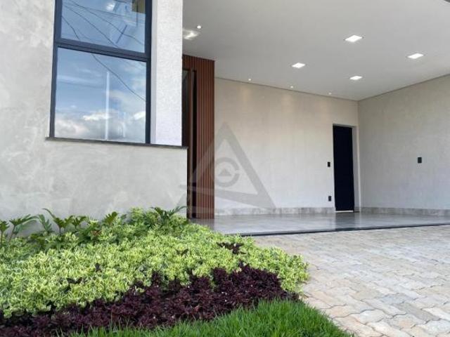 Casa à venda em Paulínia, Parque Brasil 500, com 3 suítes, com 140 m², Residencial Jardim dos Lírios