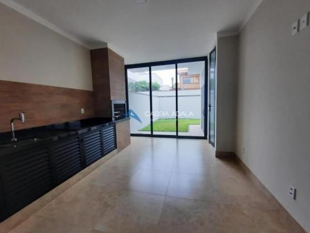 Casa à venda em Paulínia, Parque Brasil 500, com 3 suítes, com 173 m²