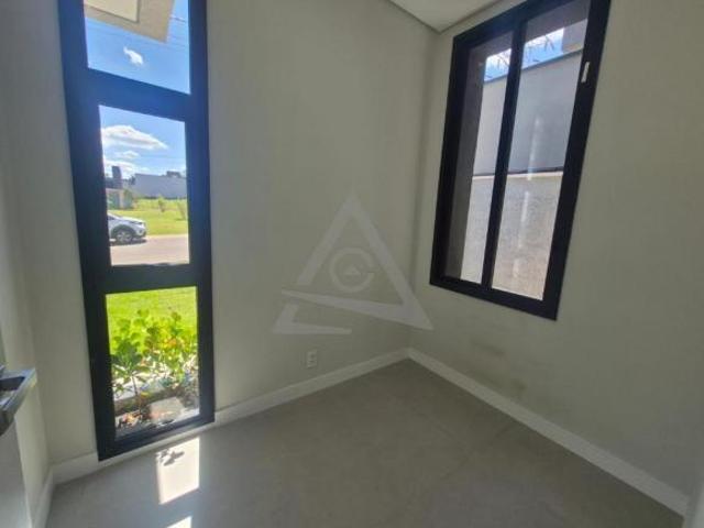 Casa à venda em Paulínia, Parque Brasil 500, com 3 suítes, com 182 m², Residencial Santorini