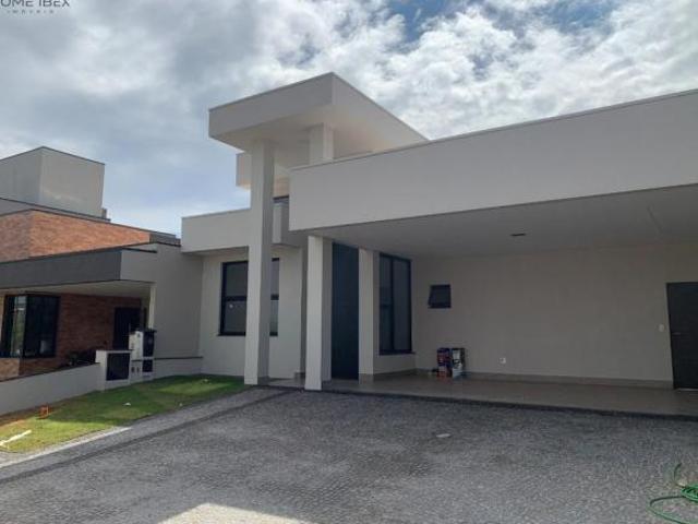 Casa à venda em Paulínia, Parque Brasil 500, com 3 suítes, com 191.86 m², Residencial Santorini