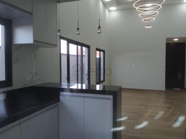 Casa à venda em Paulínia, Parque Brasil 500, com 3 suítes, com 195 m², Santorini Residencial Club