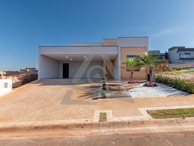 Casa à venda em Paulínia, Parque Brasil 500, com 3 suítes, com 198 m², Residencial Santorini