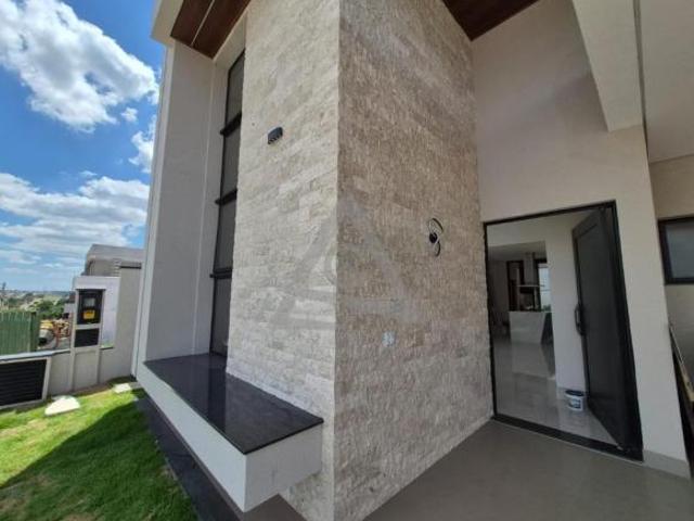 Casa à venda em Paulínia, Parque Brasil 500, com 3 suítes, com 217 m², Residencial Santorini