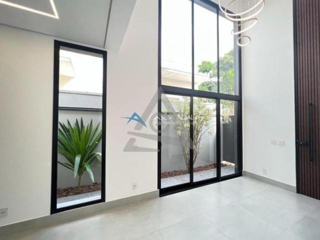 Casa à venda em Paulínia, Parque Brasil 500, com 3 suítes, com 236 m², Terras do Cancioneiro
