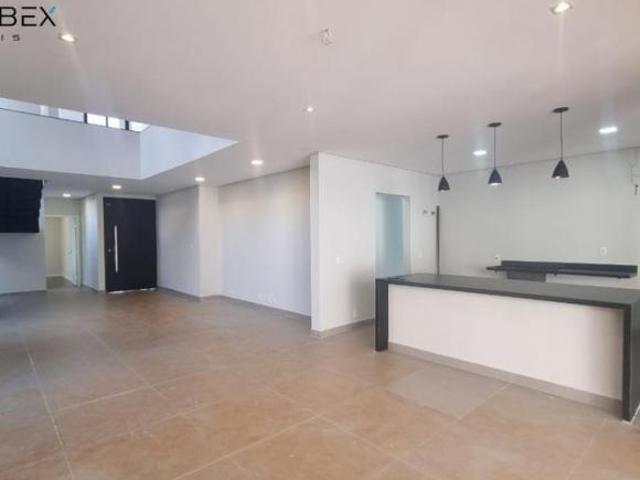 Casa à venda em Paulínia, Parque Brasil 500, com 3 suítes, com 311 m²