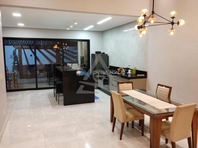Casa à venda em Paulínia, Parque Brasil 500, com 3 quartos, com 185 m², Residencial Club Portinari l