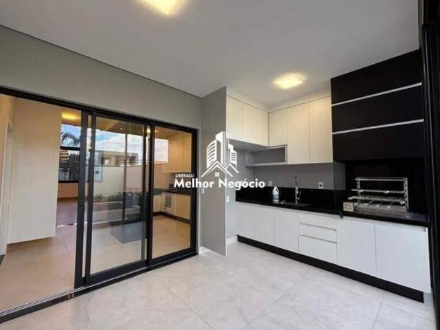 Casa à venda em Paulínia, Parque Brasil 500, com 3 quartos, com 208 m²
