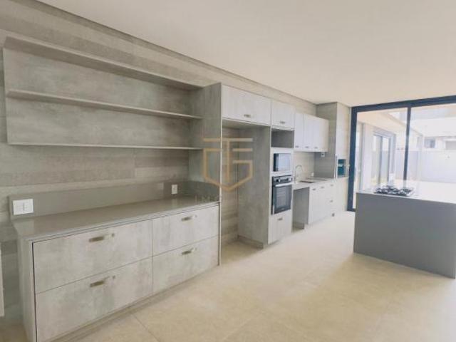 Casa à venda em Paulínia, Parque Brasil 500, com 4 suítes, com 211.78 m², Santorini Residencial Club