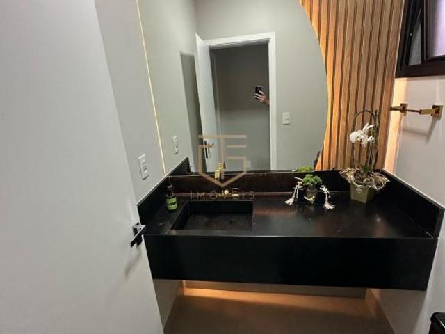 Casa à venda em Paulínia, Parque Brasil 500, com 4 suítes, com 266.1 m², Residencial Villa Lobos