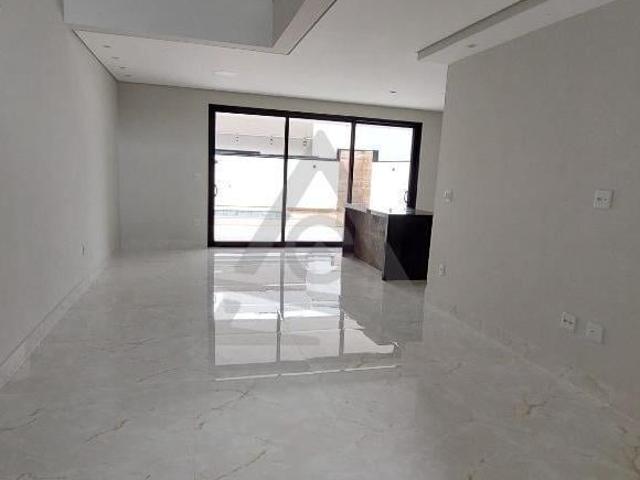 Casa à venda em Paulínia, Vila Monte Alegre, com 3 quartos, com 200 m², Terras da Estância