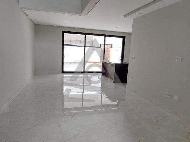 Casa à venda em Paulínia, Vila Monte Alegre, com 3 quartos, com 200 m², Terras da Estância
