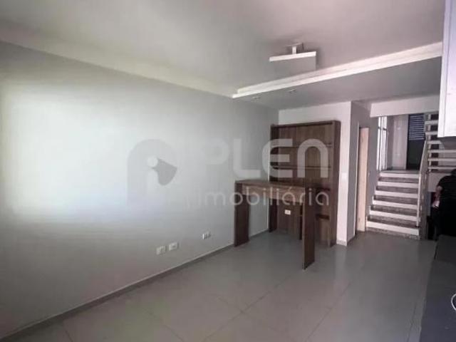 Casa à venda em Parada Inglesa com 3 quartos, sendo 1 suíte, 85 metros