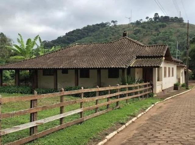 Casa à venda em Paraisópolis MG Zona Rural