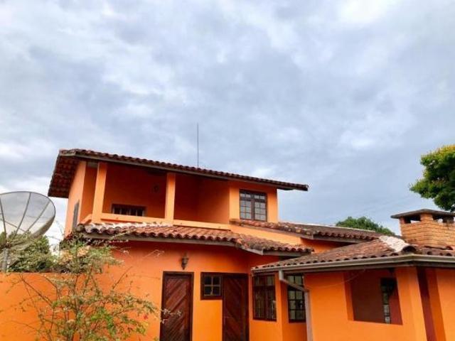 Casa à venda em Pardinho SP, bairro Condomínio Ninho Verde II: 2 quartos, 1 suít