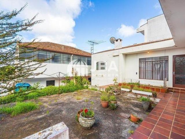 Casa à venda em Parolin
