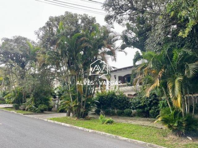 Casa à venda em Parolin