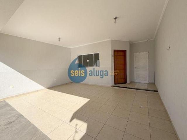 Casa à venda em Parque Novo Mundo, Americana | 3 dorms, suíte