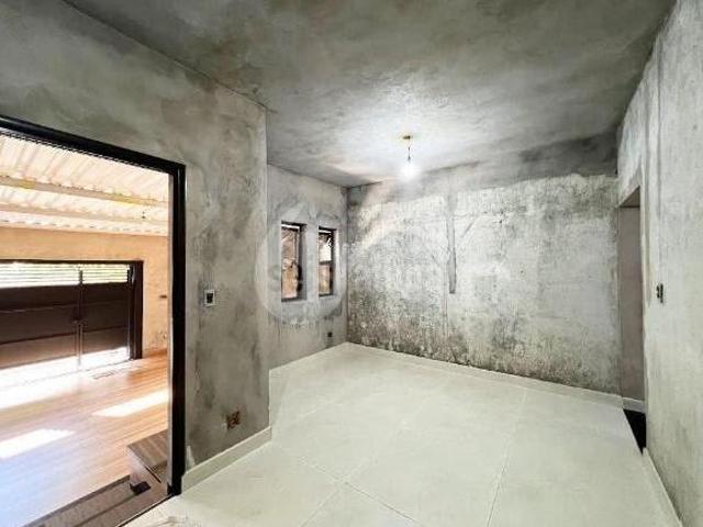 Casa à Venda em Parque Nova Carioba 3 Dormitórios por R$480k