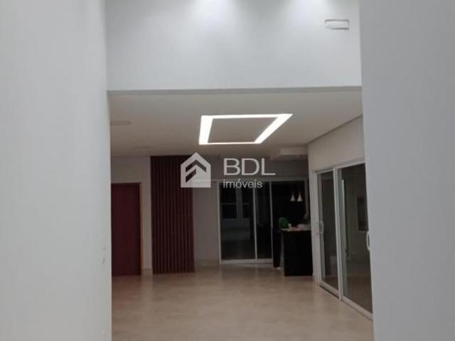 casa à venda em Parque Brasil 500