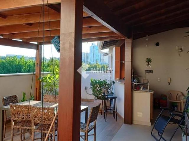 casa à venda em Parque da Hípica