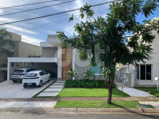 casa à venda em Parque das Quaresmeiras