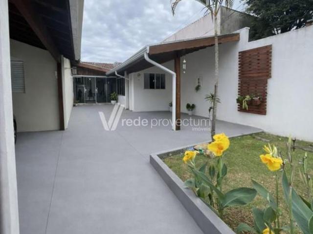 casa à venda em Parque Jambeiro