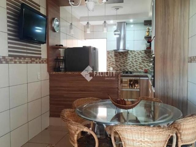 casa à venda em Parque Jambeiro