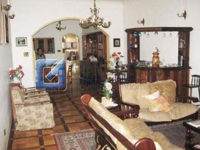 Casa à Venda em Parque Riacho Grande, 2 Quartos, 1 Suíte, 4 Vagas – R$1.600.000