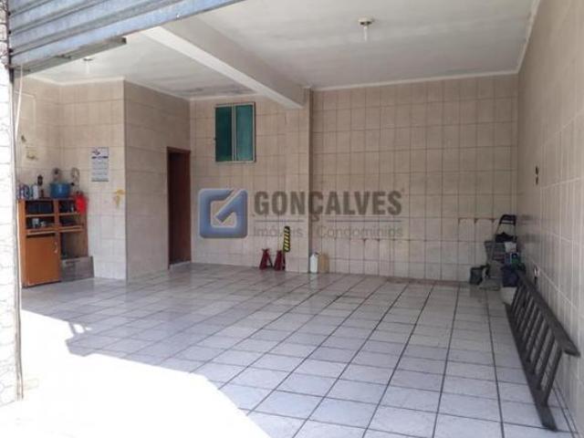 Casa à venda em Parque São Vicente, Mauá – 2 quartos, 3 vagas, 110m² de área interna